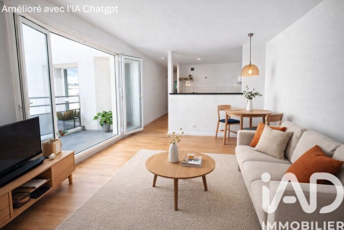 Appartement à vendre - Saint-Denis, La Plaine Saint-Denis - 3 pièces - 2 chambres