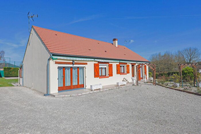 Maison à vendre - Amilly - 6 pièces - 4 chambres