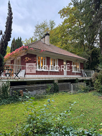 Maison à vendre - Lamorlaye - 7 pièces - 6 chambres