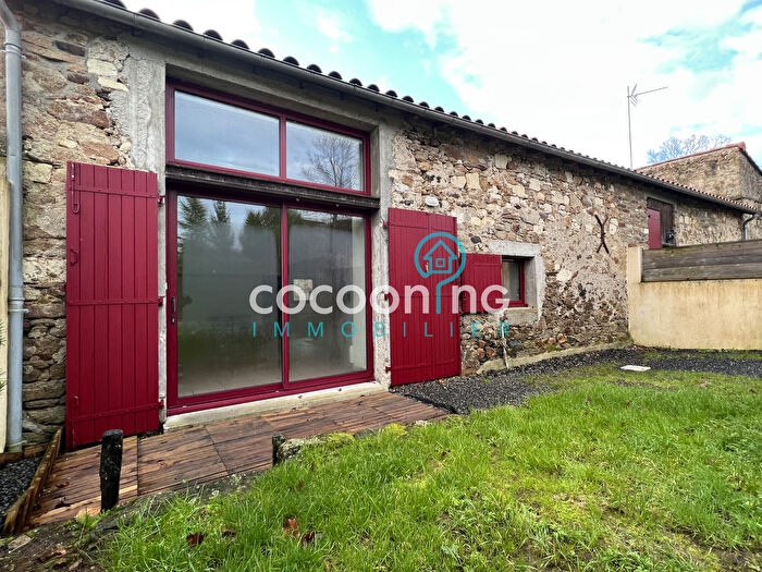 Maisons à vendre et appartements à louer - 1