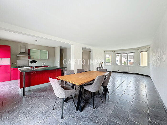 Maison à vendre - Chesny - 5 pièces - 4 chambres