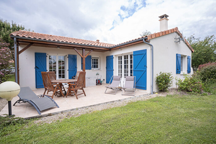 Maison à vendre - Vasles - 3 pièces - 2 chambres