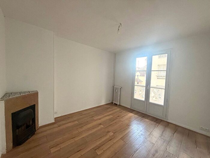 Appartement à louer - Plateau-Grèves-Europe-Gare du Stade-Fossés Jean, Colombes - 3 pièces - 2 chambres