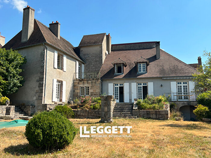 Maison 13 pièces à Boussac, à vendre