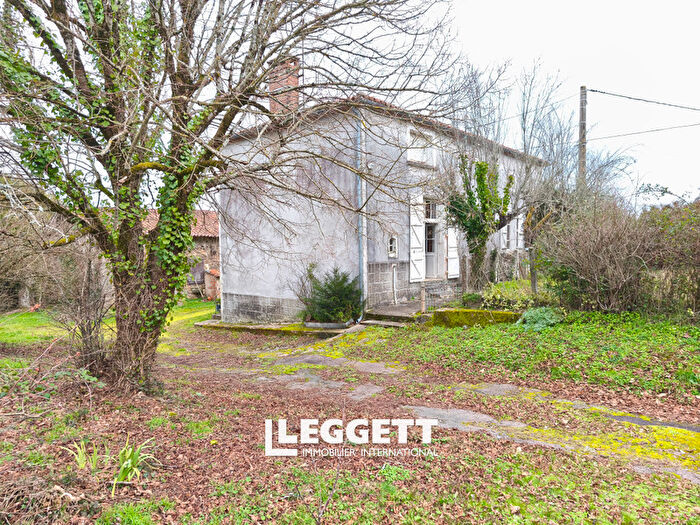 Maison à vendre - Busserolles - 3 pièces - 3 chambres