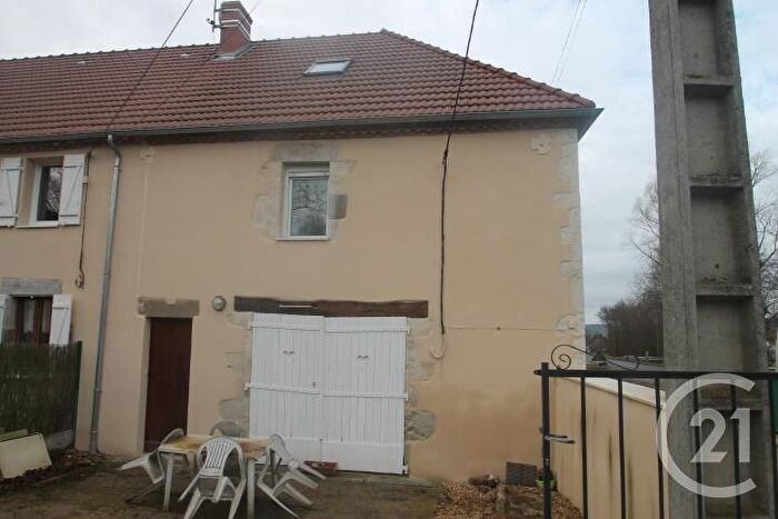 Ébreuil : Maison 3 pièces à louer