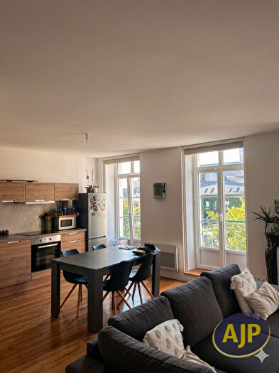 Châteaubriant, Centre-ville, Gare : Appartement 3 pièces à louer