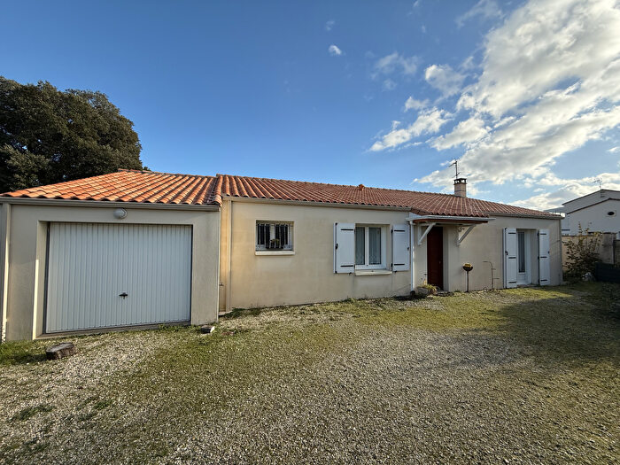 Maison à vendre - Saint-Palais-sur-Mer - 4 pièces - 3 chambres