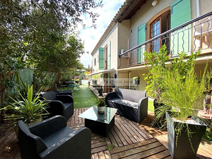 Maison à vendre - Beaucaire, Gaudon-Sizen, Chemin Marguilliers, Pointe Rouge - 8 pièces - 2 chambres