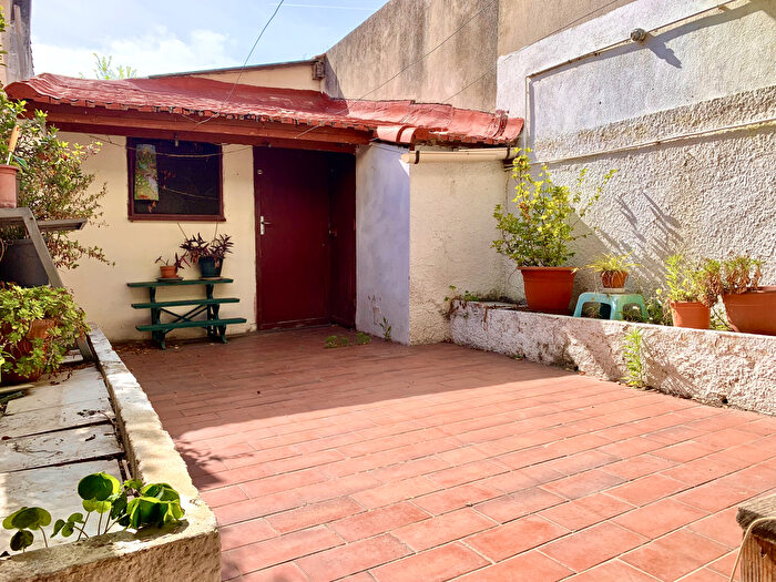 Maison à vendre - Marseille e , Saint-André - 4 pièces - 2 chambres