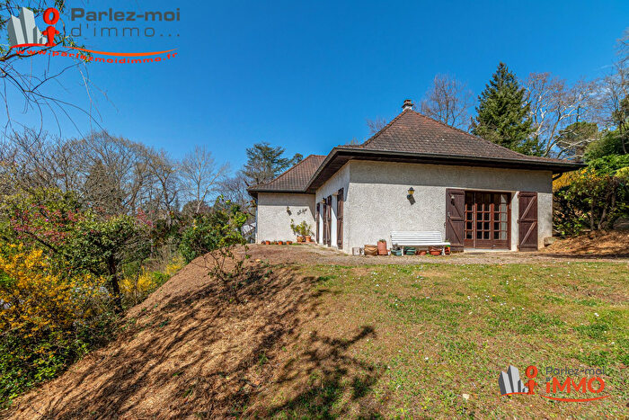 Maison à vendre - Charbonnières-les-Bains - 6 pièces - 4 chambres