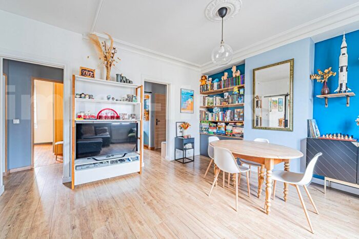 Appartement à vendre - Saint-Maurice, Gravelle, Hôpital - 3 pièces - 2 chambres