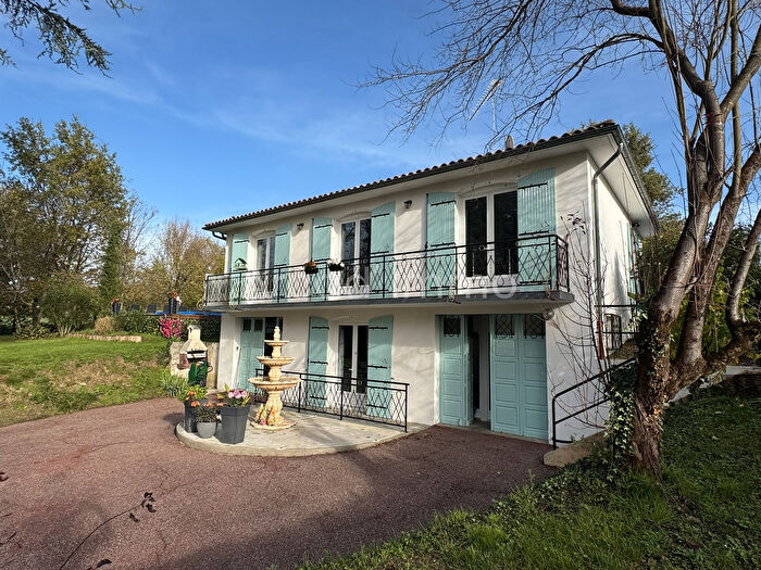 Maison à vendre - Eymet - 5 pièces - 4 chambres