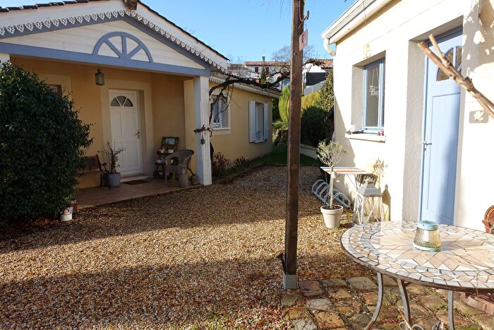 Maison à vendre - Montussan - 6 pièces - 4 chambres