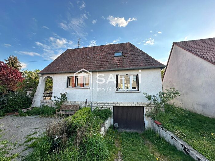 Maison à vendre - Gien, Centre-ville - 3 pièces - 2 chambres