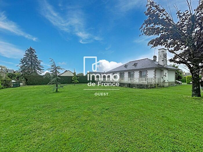 Évron : Maison 5 pièces à vendre