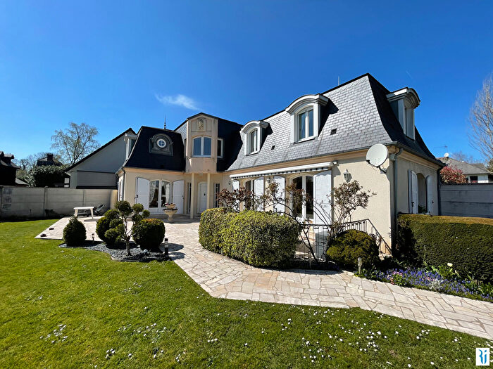 Maison à vendre - Le Mesnil-Esnard - 7 pièces - 4 chambres