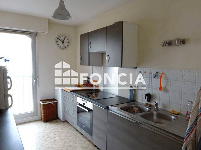 Appartement à louer - Saint Marc-Croix de Pierre-Saint Nicaise, Rouen - 3 pièces - 2 chambres