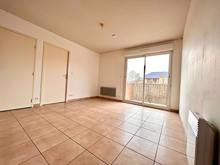 Sévérac-le-Château : Appartement 2 pièces à louer