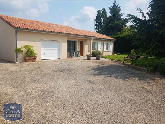 Maisons à vendre et appartements à louer - 1