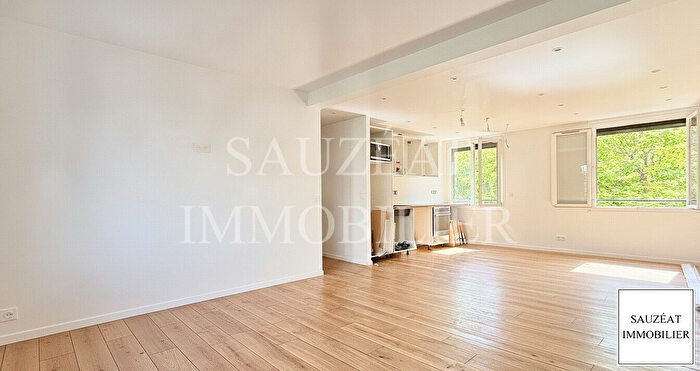 Appartement 4 pièces à Montrouge, Haut-Mesnil Grand Sud, à vendre