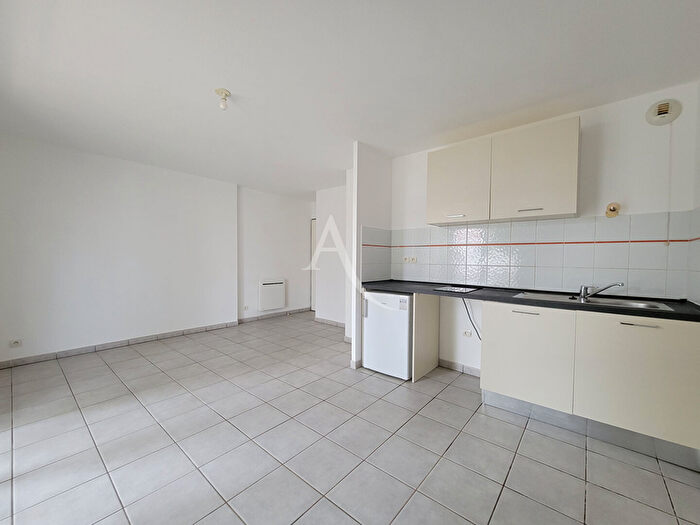 Pau, Le Hameau : Appartement 1 pièce à louer