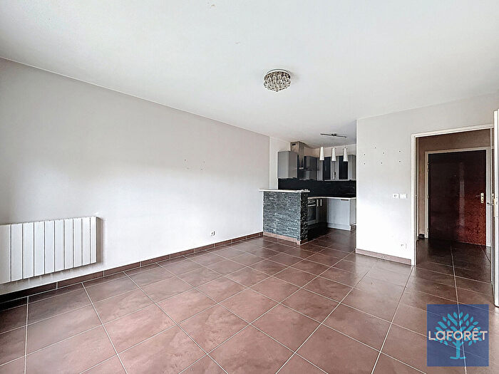 Appartement à vendre - Vigneux-sur-Seine, Les Bergeries, Rouvres - 2 pièces - 1 chambre