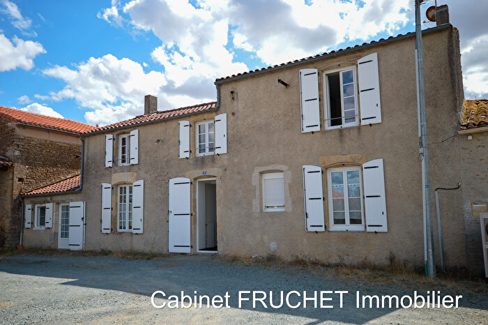 Sigournais : Maison 6 pièces à vendre
