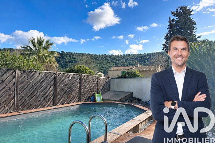 Maison à vendre - Carnoux-en-Provence - 5 pièces - 4 chambres