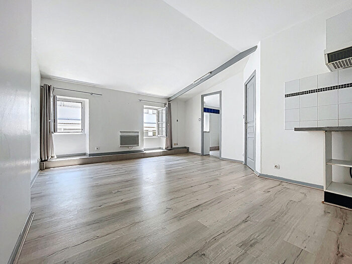 Appartement à vendre - La Rochelle, Centre-ville, Vieux-port, Marché - 2 pièces - 1 chambre