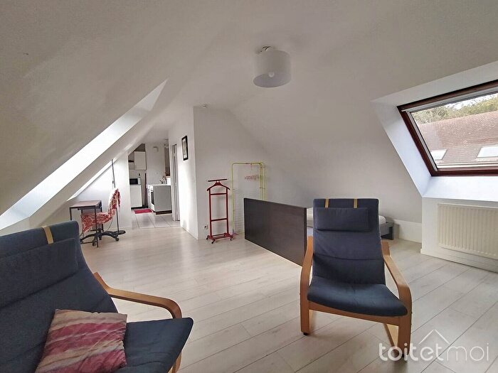 Appartement à louer - Courcelles, Gif-sur-Yvette - 1 pièce