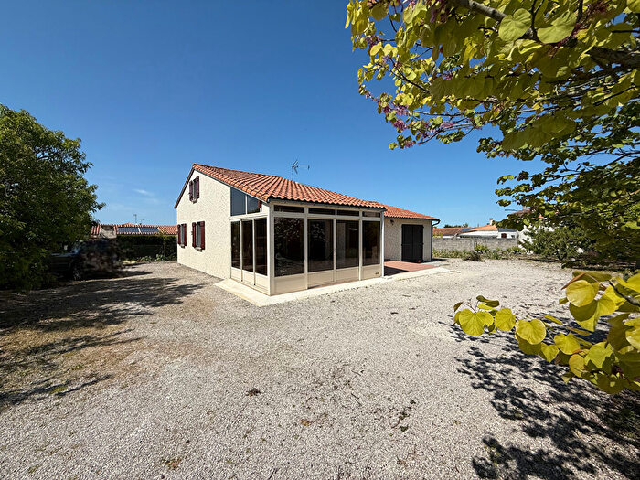 Meschers-sur-Gironde : Maison 4 pièces à vendre