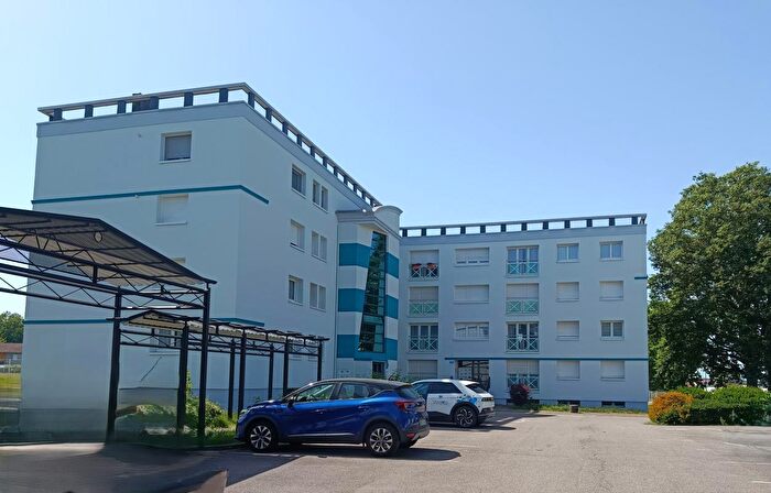 Appartement 5 pièces à Golbey, à vendre