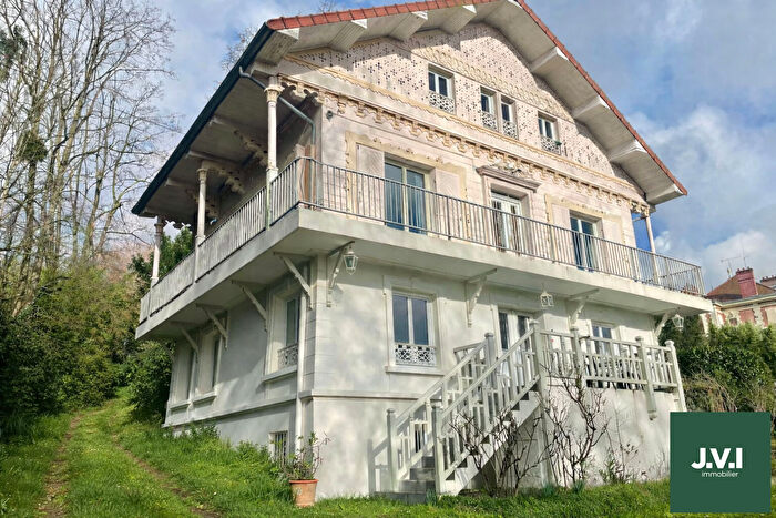 Maison à vendre - Montmorency, Centre Montmorency - 10 pièces - 7 chambres