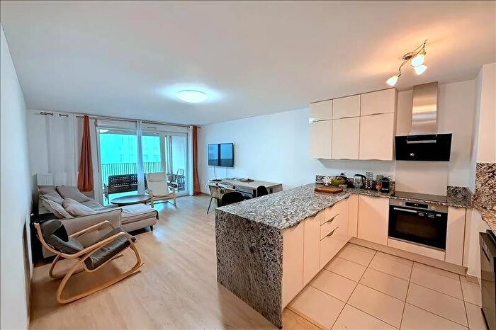 Appartement à louer - Villette-de-Vienne - 4 pièces - 3 chambres