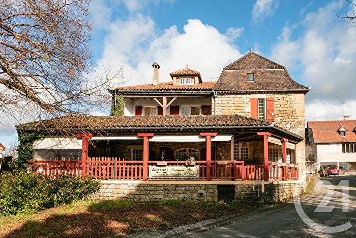 Maison à vendre - Thégra - 12 pièces - 9 chambres