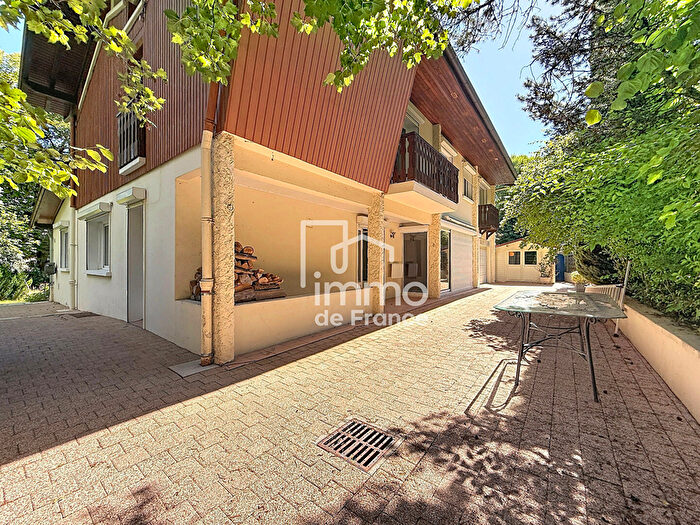Maison 7 pièces à Bellegarde-sur-Valserine, à vendre