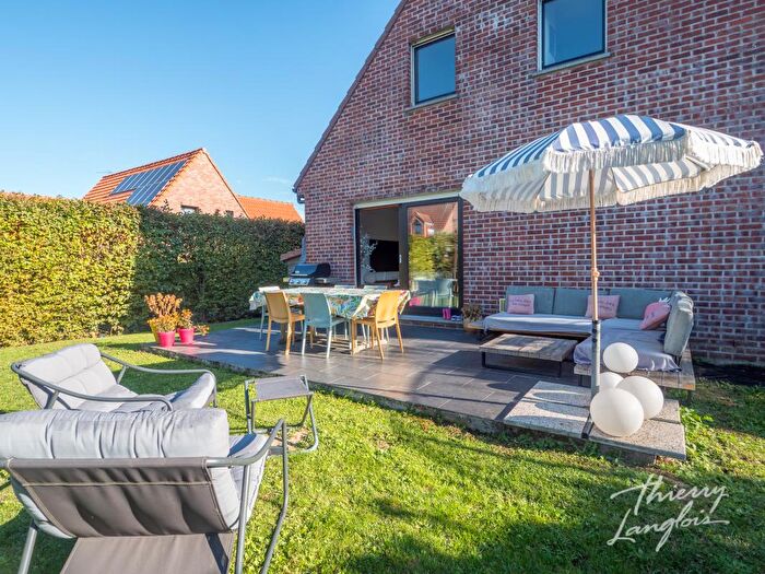Maison 8 pièces à vendre - Camphin-en-Pévèle