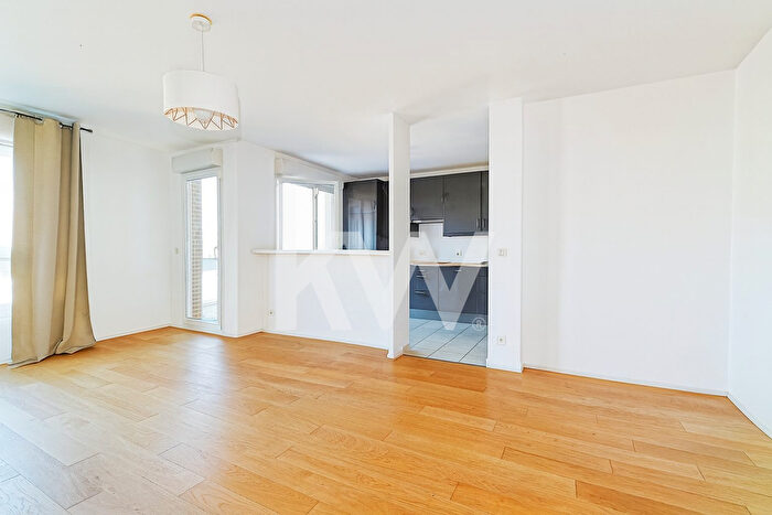 Appartement à vendre - Saint-Ouen, Centre-ville - 4 pièces - 3 chambres