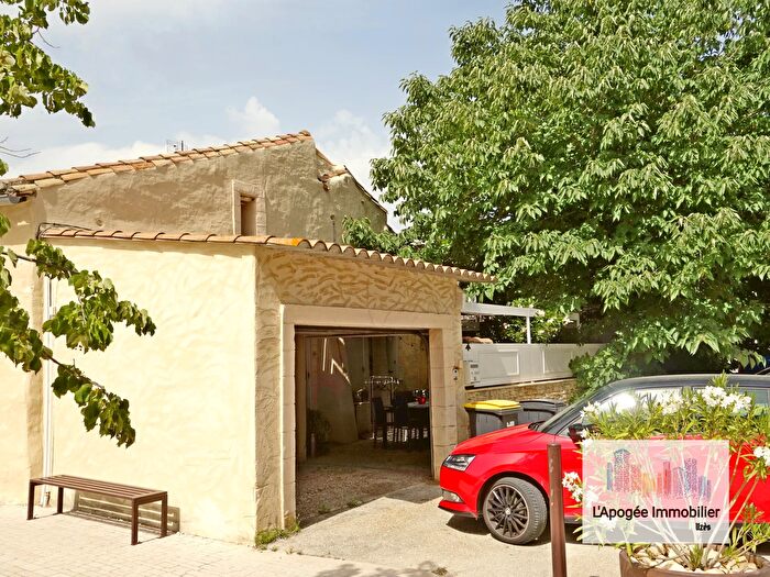 Maisons à vendre et appartements à louer - 1