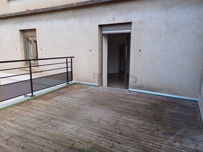 Appartement à louer - Saint-Chamond - 3 pièces - 2 chambres