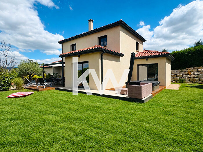Saint-Martin-la-Plaine - Maison 6 pièces à vendre
