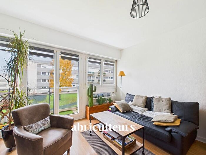 Appartement à vendre - Cognac, Champ de Foire - 5 pièces - 3 chambres