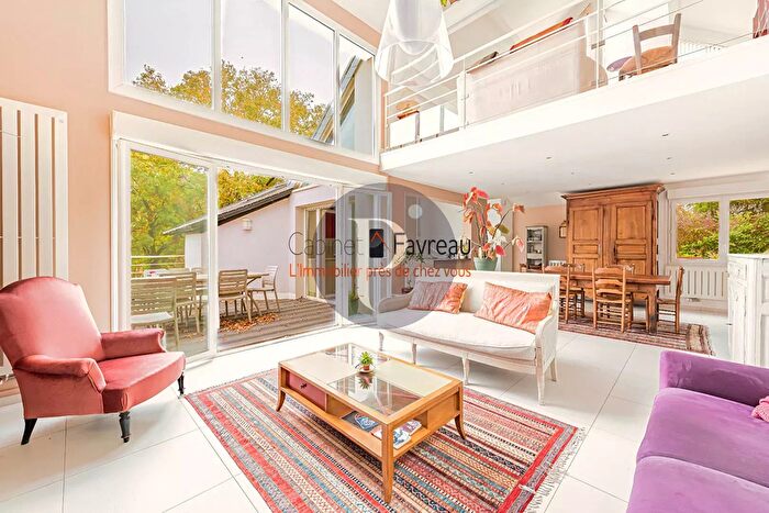 Maison à vendre - Vauhallan - 7 pièces - 4 chambres