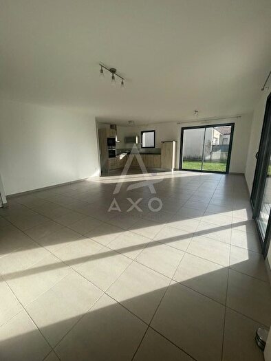 Maison à louer - Chavagnes-en-Paillers - 3 pièces - 2 chambres