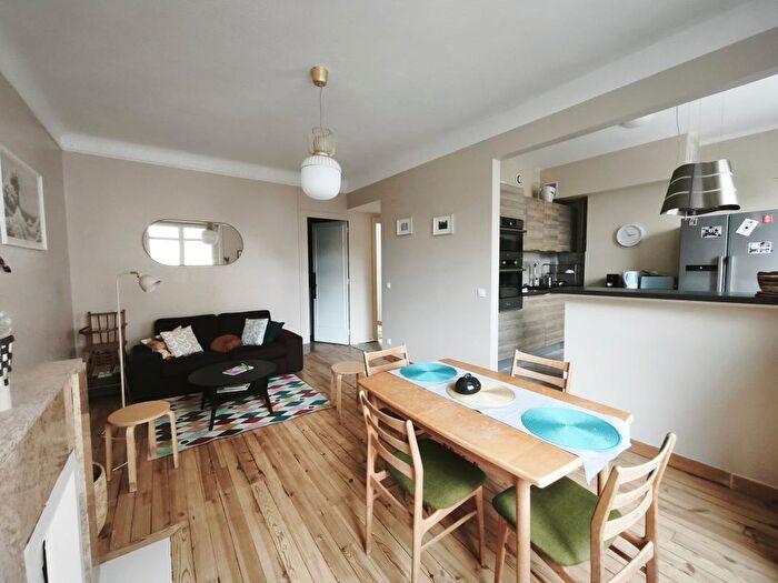 Appartement à louer - Saint-Étienne, Saint-Roch, Vivaraize, Valbenoite, Centre Deux - 3 pièces - 2 chambres