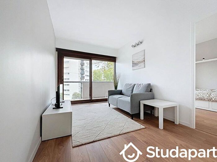 Appartement à louer - Avenue Nationale, Massy - 1 pièce - 3 chambres