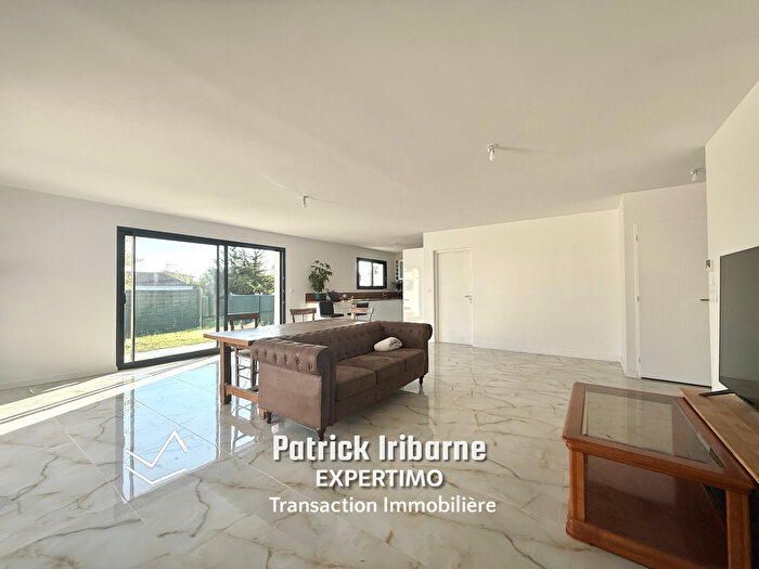 Maison à vendre - Semussac - 4 pièces - 3 chambres