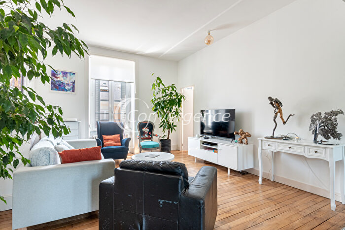 Appartement à vendre - Limoges, Centre-ville, Hôtel de Ville, Emailleurs - 5 pièces - 4 chambres