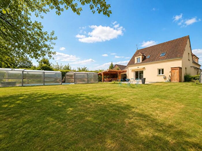 Jouy-sous-Thelle - Maison 9 pièces à vendre